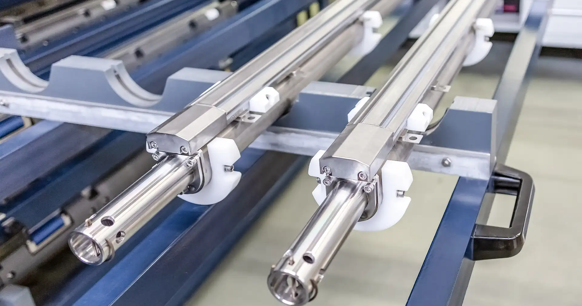 Magnet Bars: VON ARDENNE